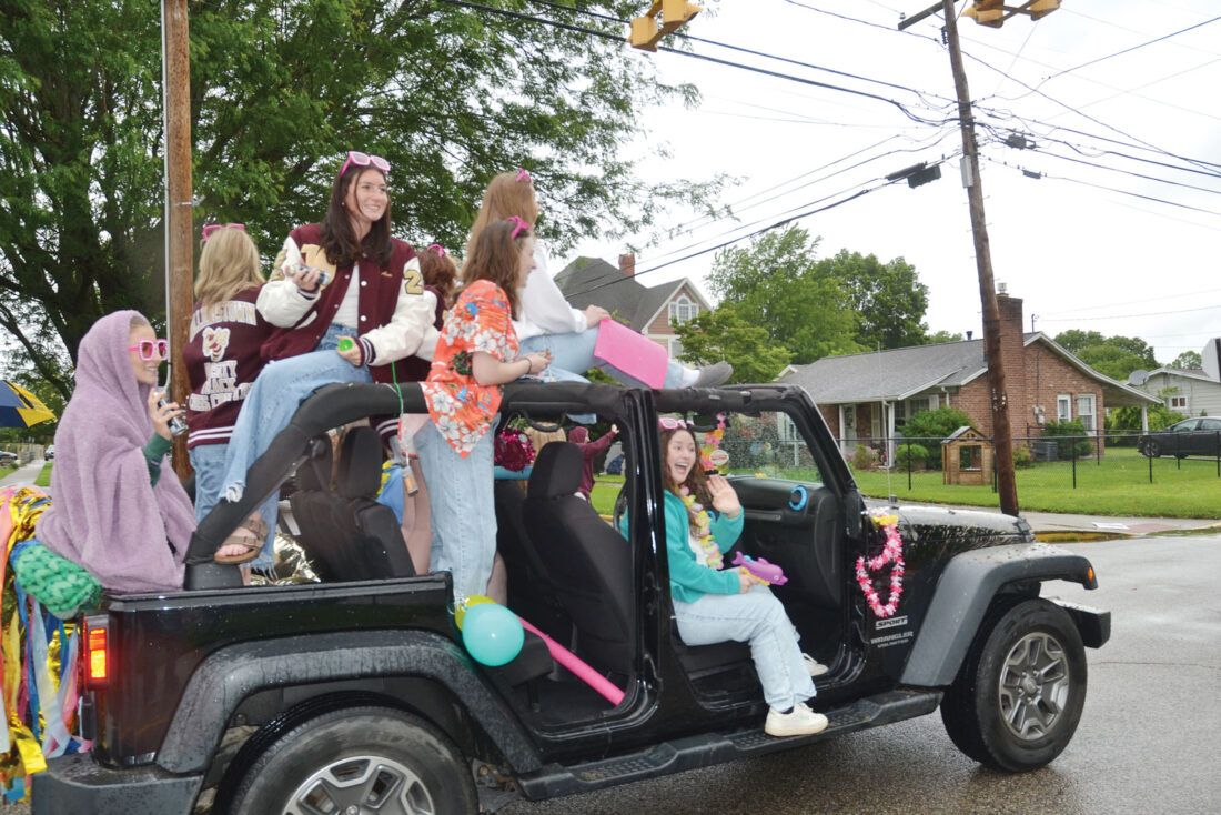 Picture This: Season of Celebration – Williamstown High School Seniors ...